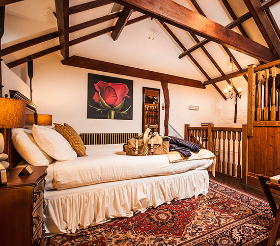 Rooms - Peterstone Court