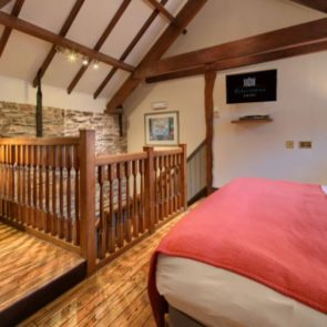 Sunday Sleepover | Brecon Beacon Spa | Peterstone Court